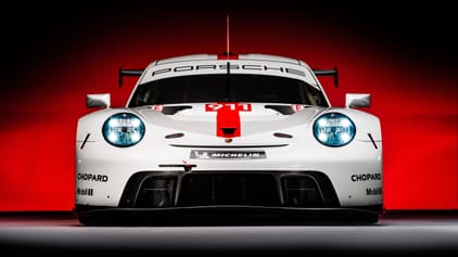 The new mid-engined, 510bhp Porsche 911 RSR has arrived | Top Gear
