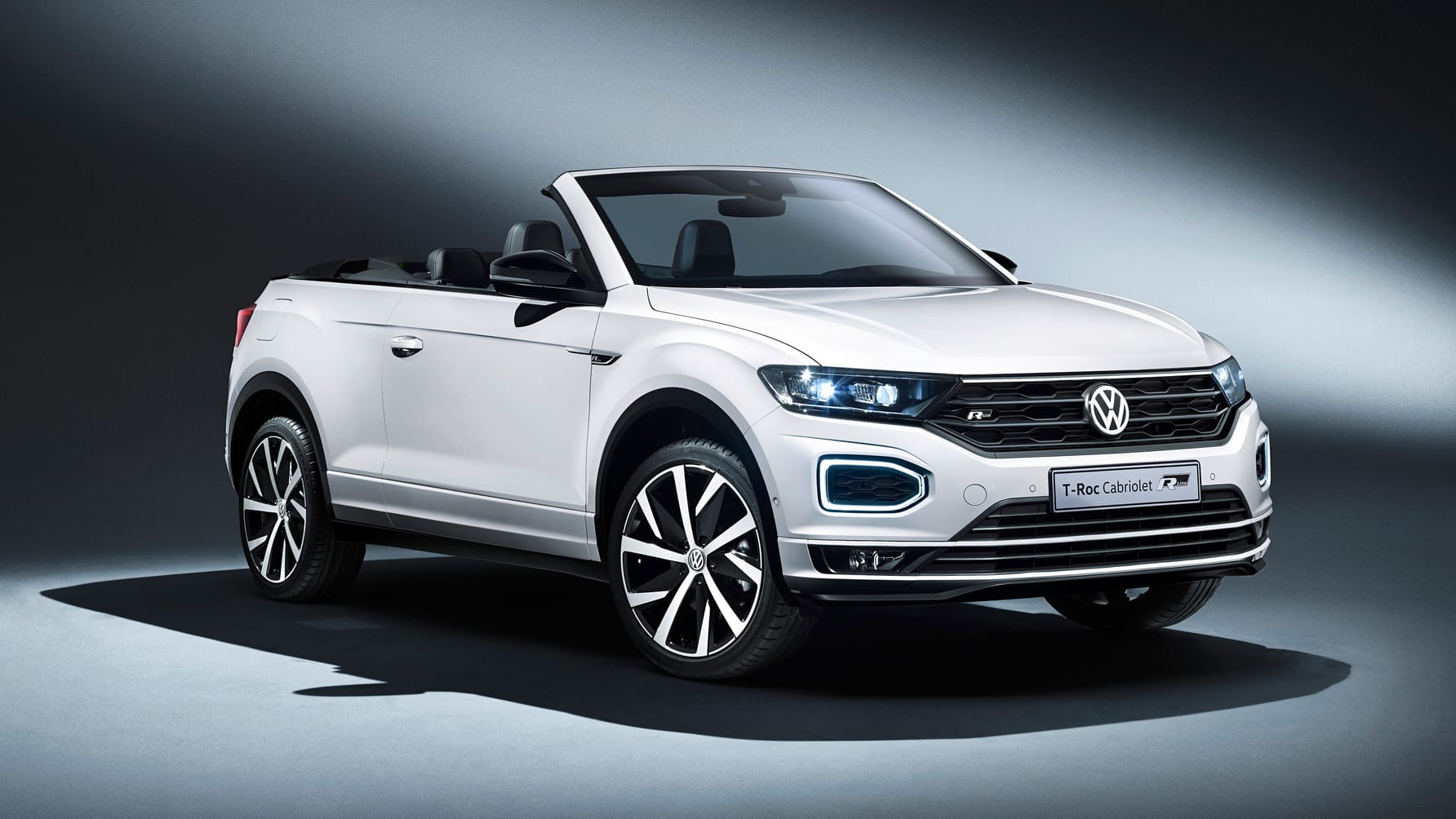 Oh no, there’s a Volkswagen T-Roc convertible | Top Gear