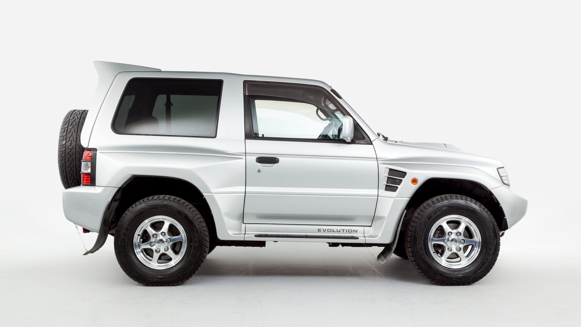 Classified of the week: Mitsubishi Pajero Evo | Top Gear