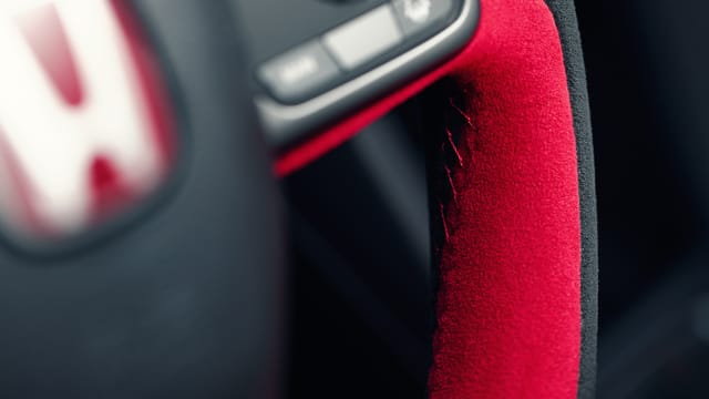 The Honda Civic Type R is now 'subtle' or ‘lightweight’ | Top Gear