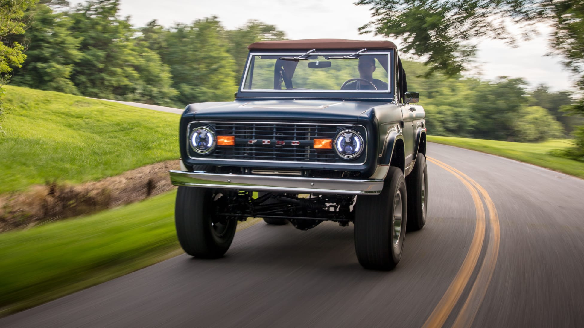 This ‘reimagined’ Ford Bronco is just excellent | Top Gear