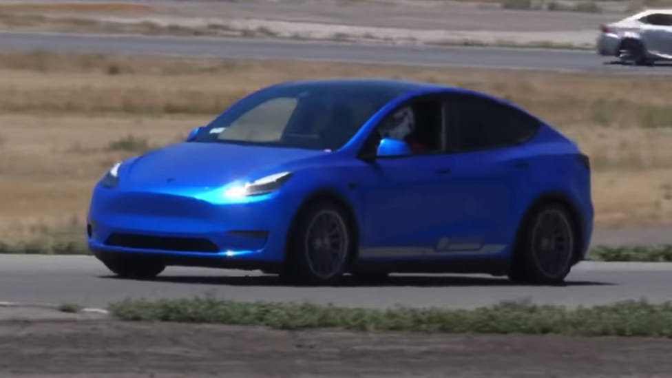 This tuned Tesla Model Y lapped a track quicker than a 997 Turbo | Top Gear