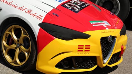 This glorious Alfa Giulia touring car is ready for the Ring | Top Gear