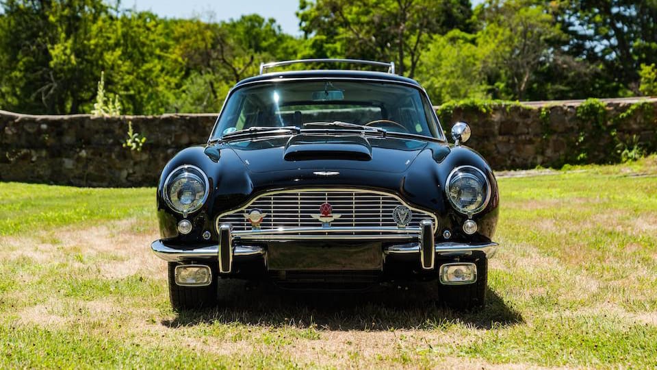 Spare million quid? Buy this glorious DB6 Shooting Brake | Top Gear