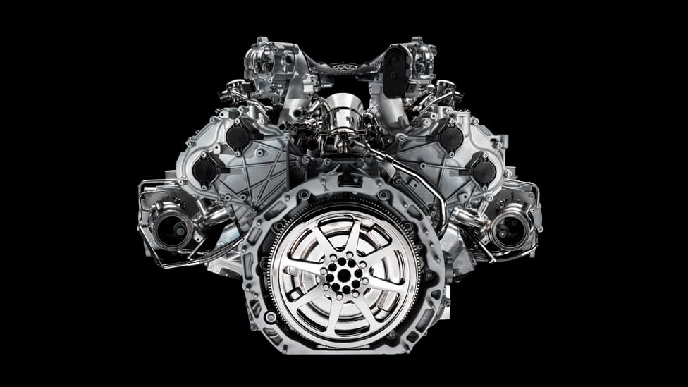 The Maserati MC20 makes 621bhp and revs to 8,000rpm | Top Gear