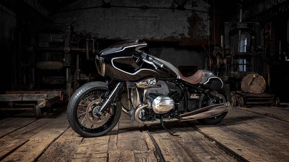 This one-off BMW R18 looks straight out of Sin City | Top Gear