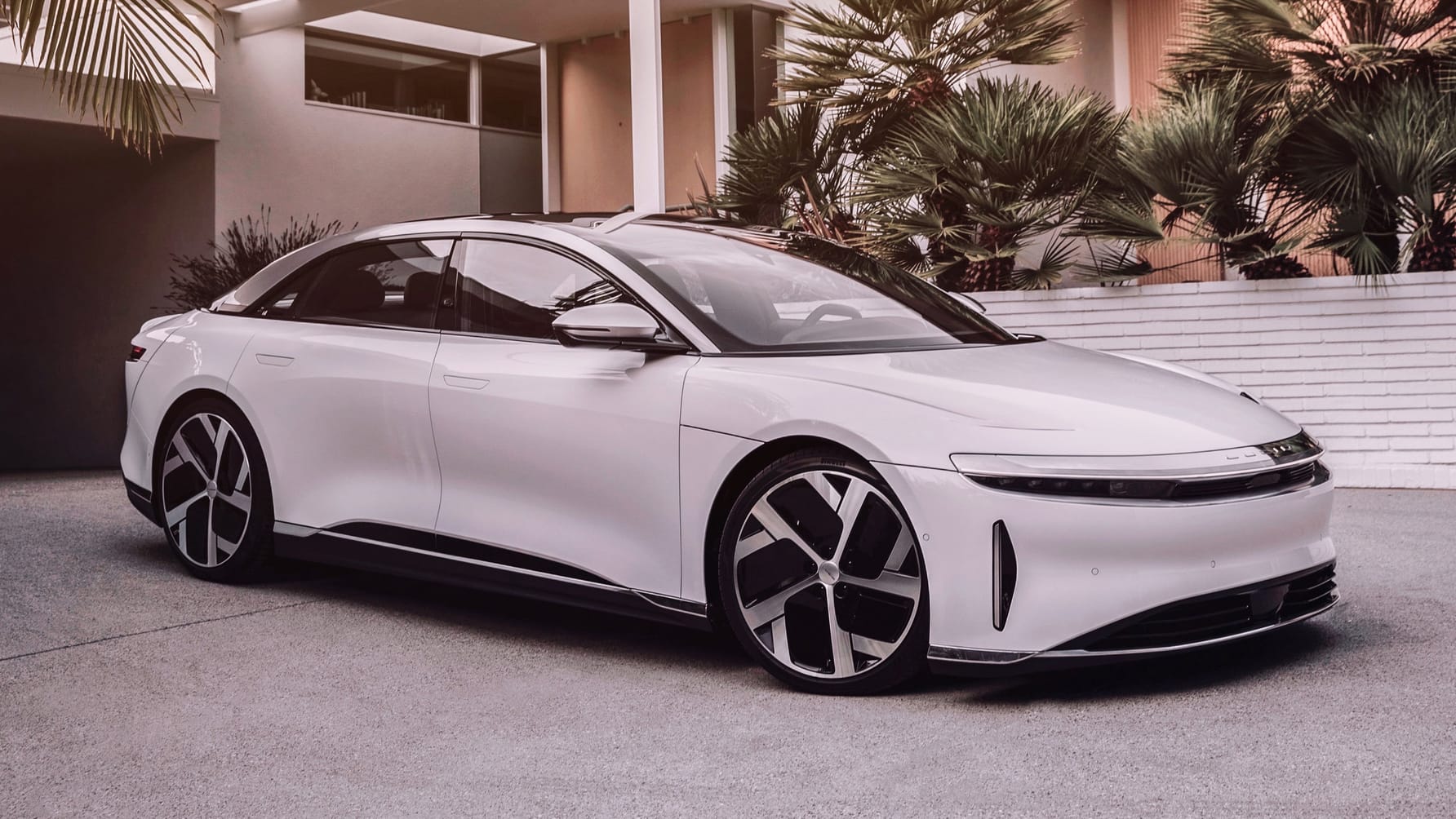 This is the production version of the 1,080bhp Lucid Air EV | Top Gear