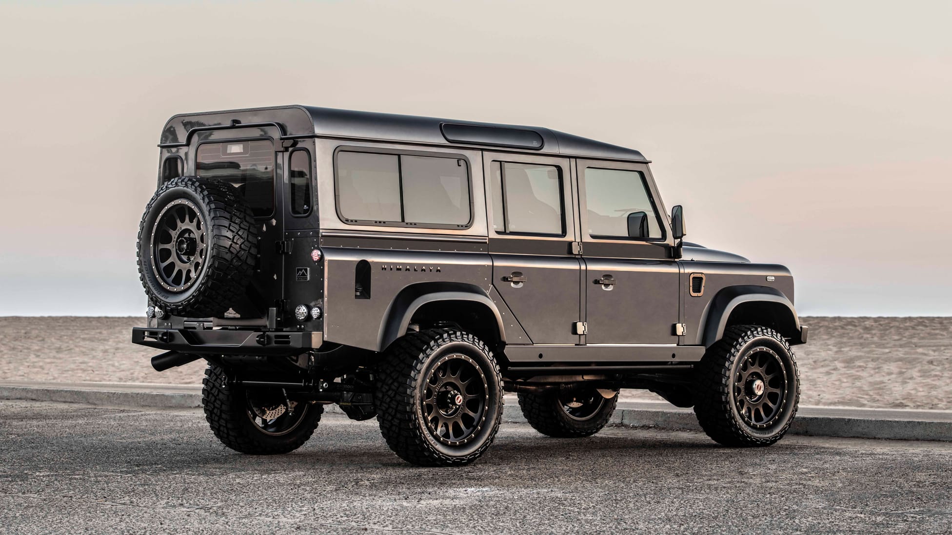 OMG, it’s a 650bhp Land Rover Defender | Top Gear