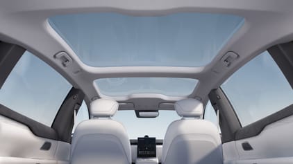 The Nio ET7 has 621 miles of range and ALL THE BATTERY | Top Gear