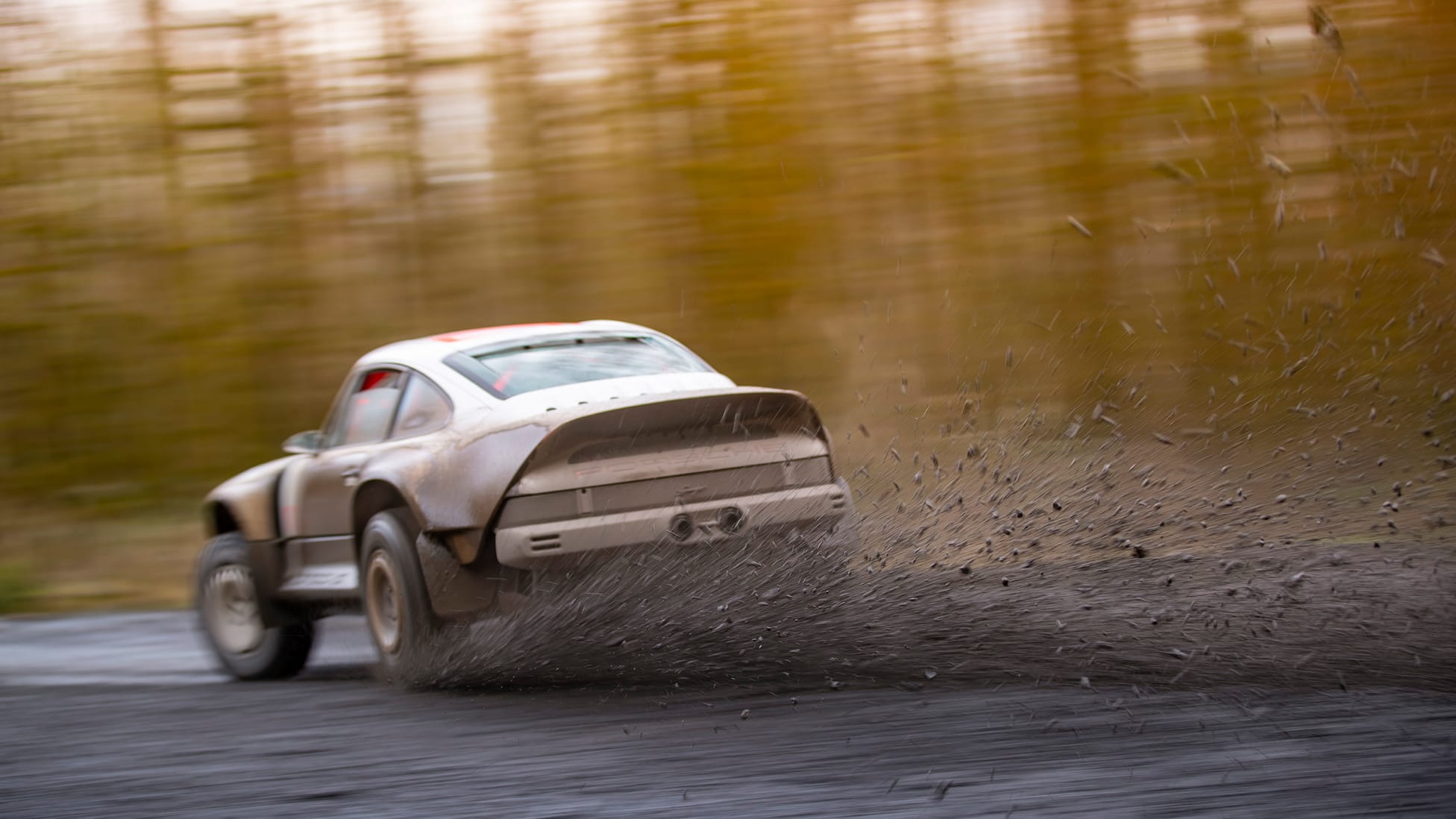 Let us walk you around the Singer ACS rally car | Top Gear