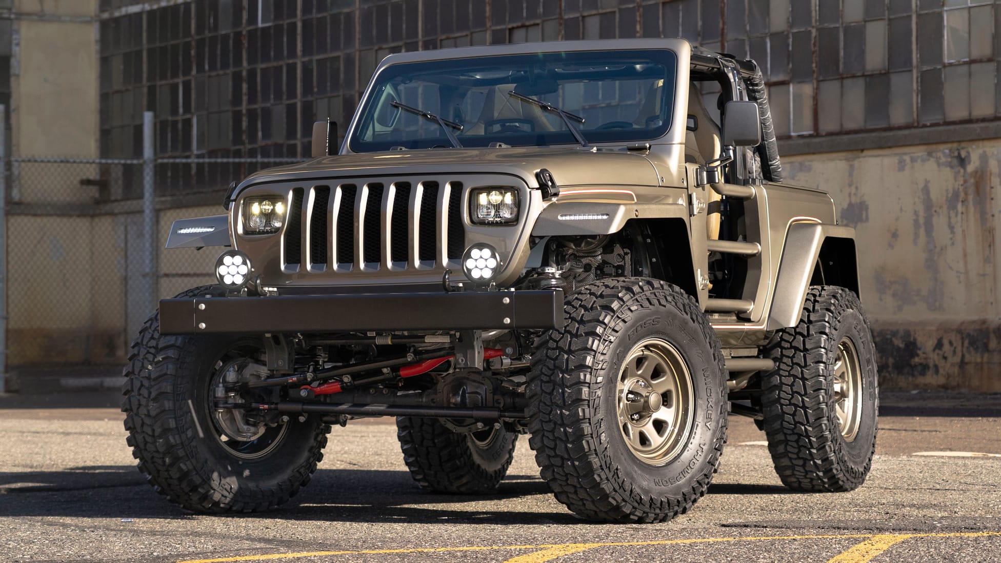 Modified, one-off Jeep Wrangler 'YJL' revealed | Top Gear