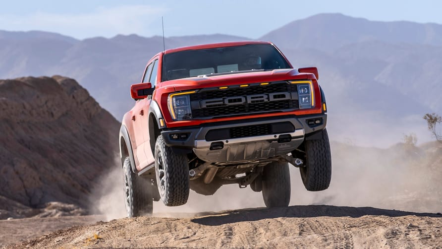 Woah, it's the new Ford F-150 Raptor | Top Gear