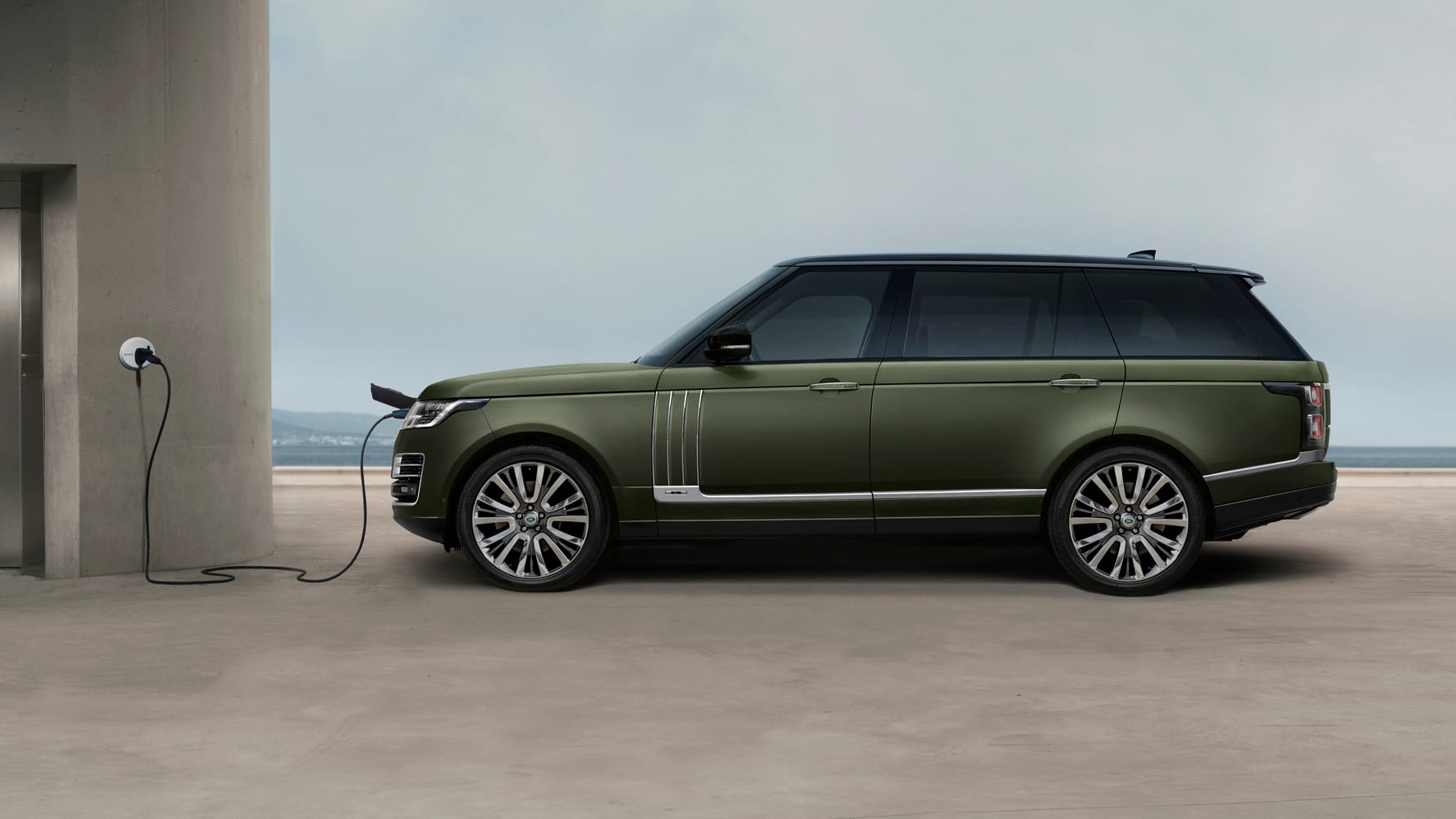 Behold: the Range Rover SVAutobiography Ultimate Editions | Top Gear