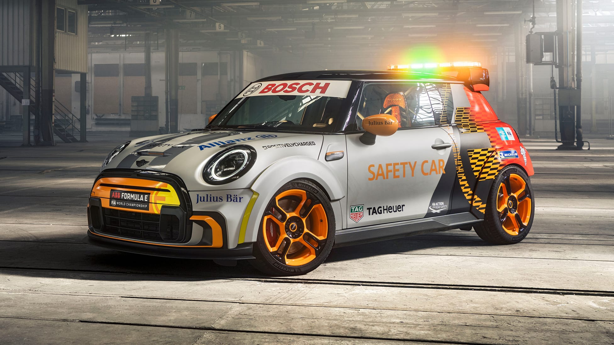 This Mini Electric is Formula E’s new safety car | Top Gear