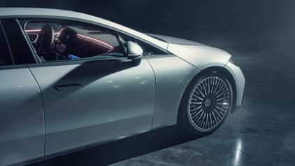 Finally: say hello to the Mercedes EQS | Top Gear