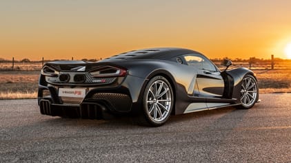 The Venom F5 has hit 200mph in its quest for 311mph | Top Gear