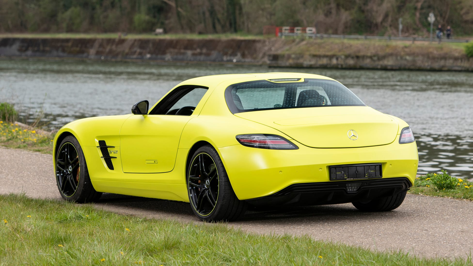 This SLS AMG Electric Drive will set you back €1m | Top Gear