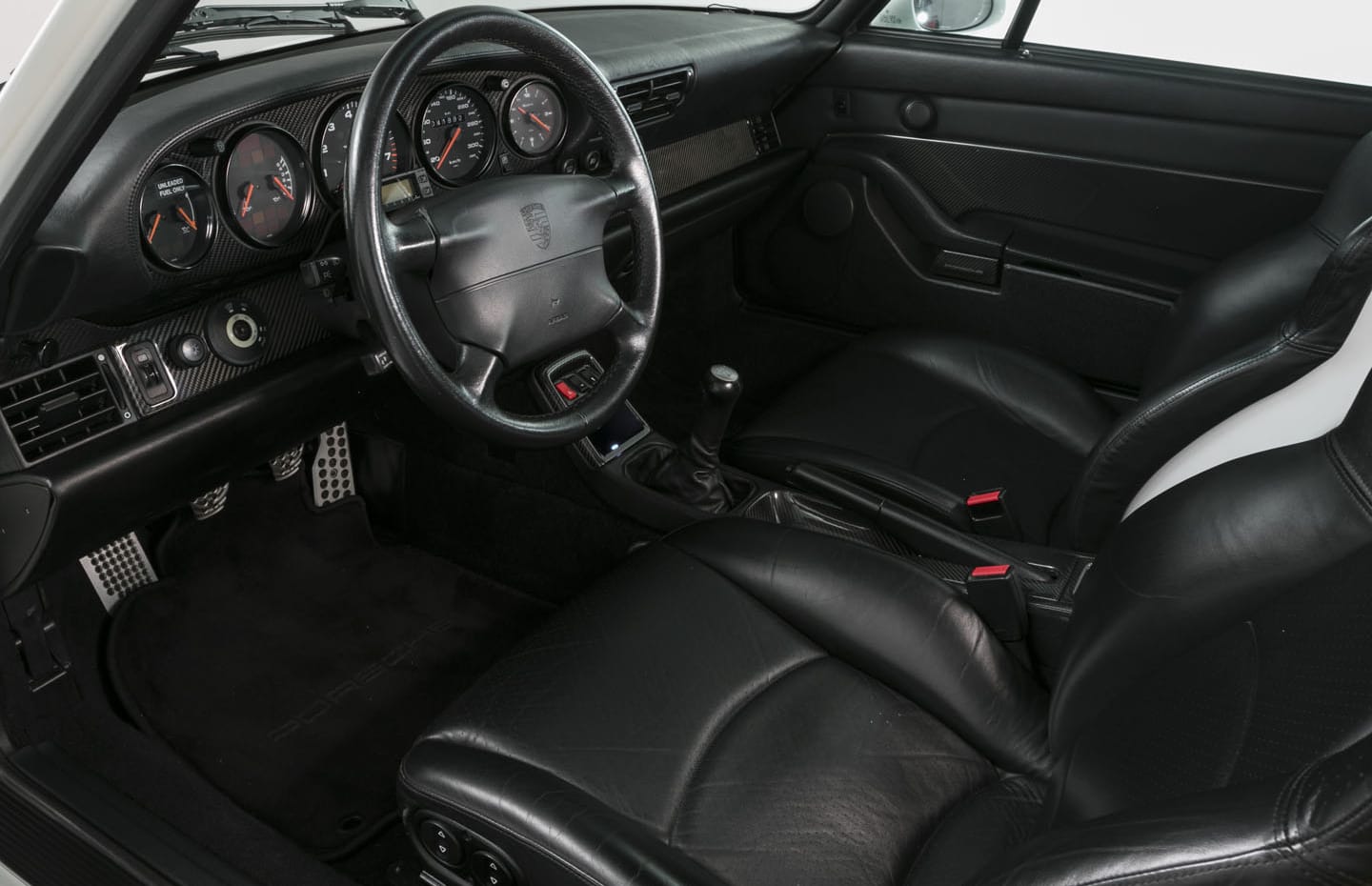 Seven generations of Porsche 911 Turbo interiors | Top Gear