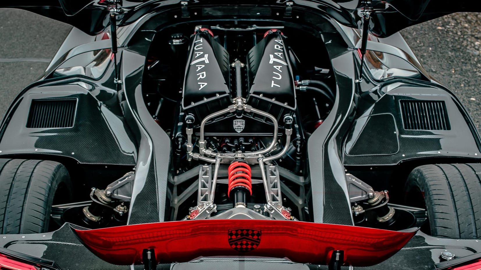 Seven things you need to know about the 1,750bhp SSC Tuatara | Top Gear