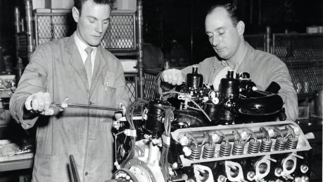 11 things you need to know about Bentley's 6.75-litre V8 | Top Gear