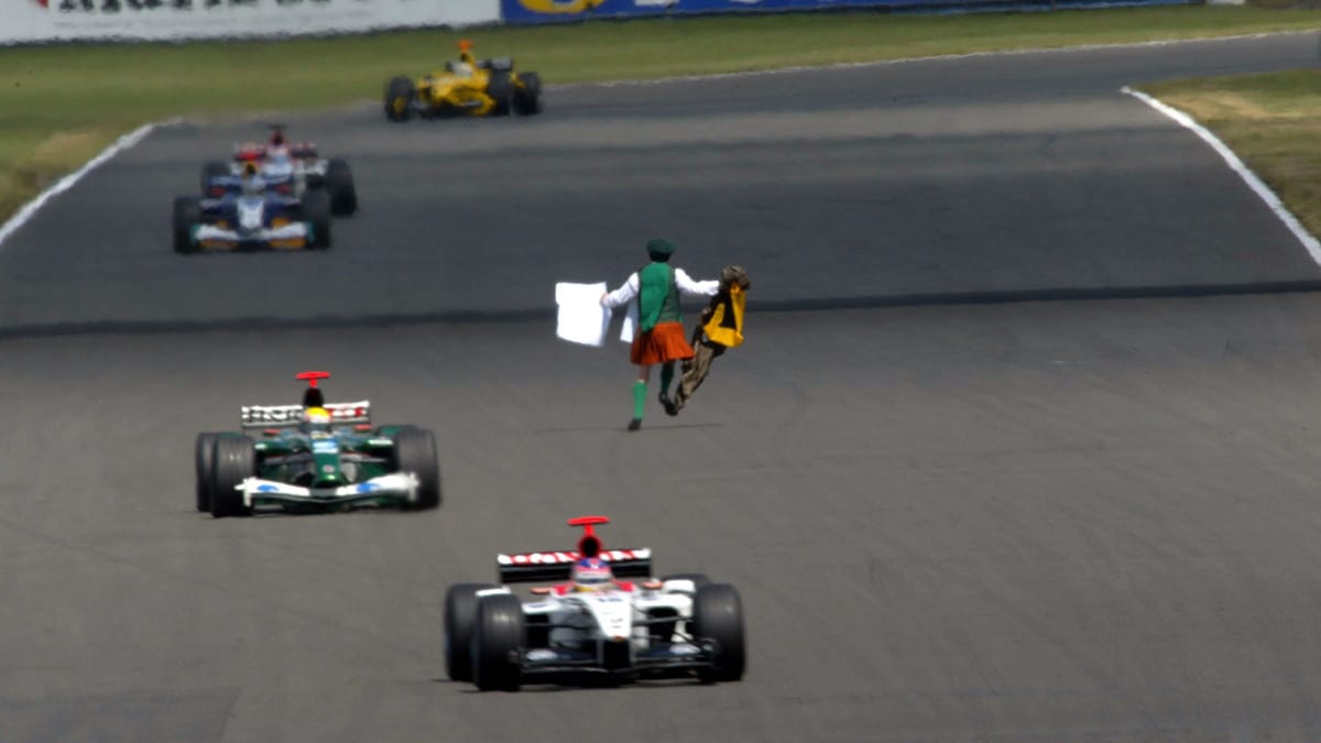 Here are 10 of the biggest Formula 1 fails | Top Gear