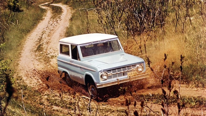 Here’s every generation of Ford Bronco | Top Gear