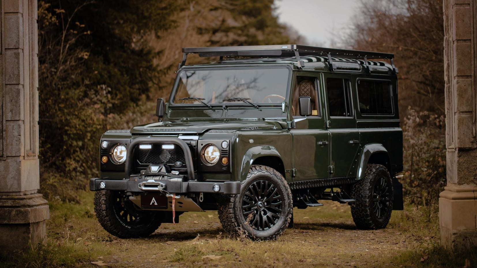 10 more restomodded Land Rover Defenders | Top Gear