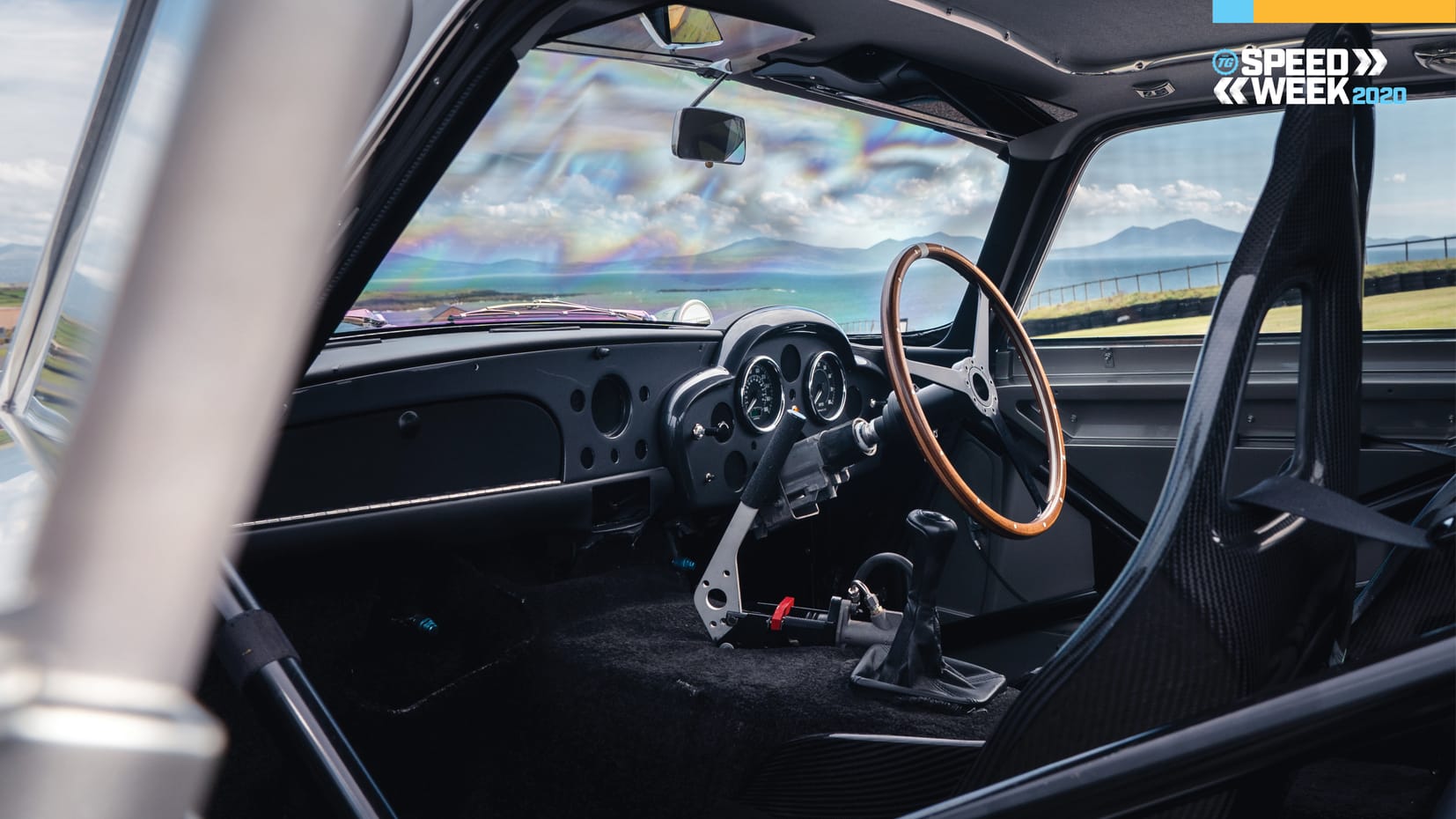 Eight things you need to know about Bond’s DB5 stunt car | Top Gear