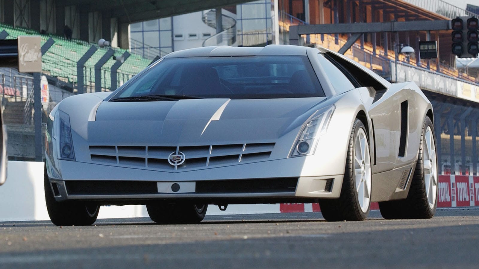 Nine of the best supercar concepts from the 2000s | Top Gear