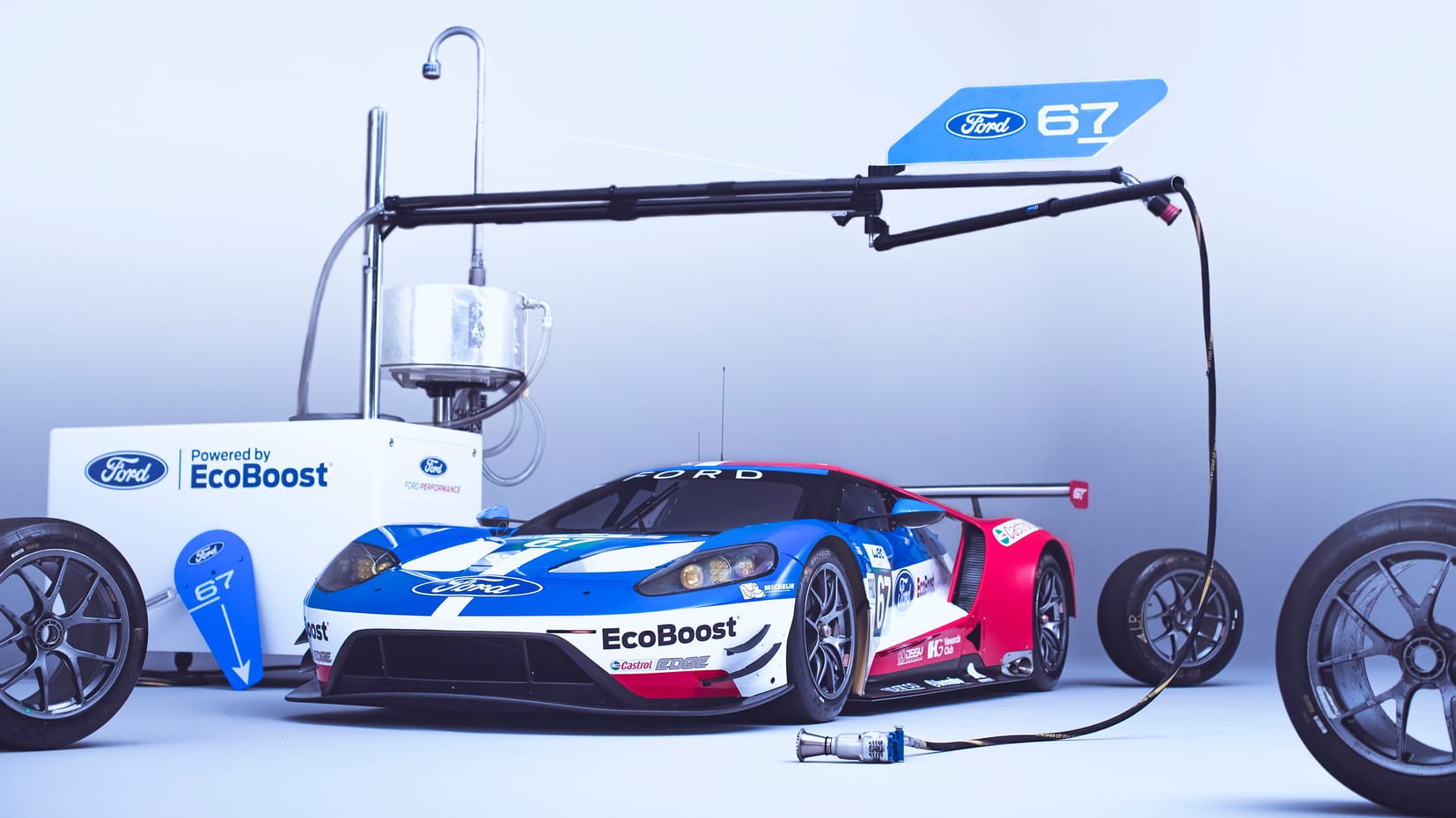 The anatomy of a Ford GT pit stop | Top Gear