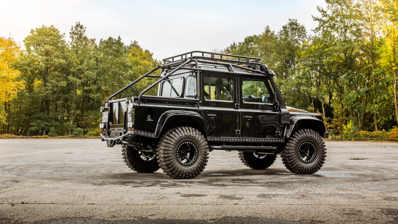 Bond special: TopGear.com drives the 007 Spectre Defender | Top Gear