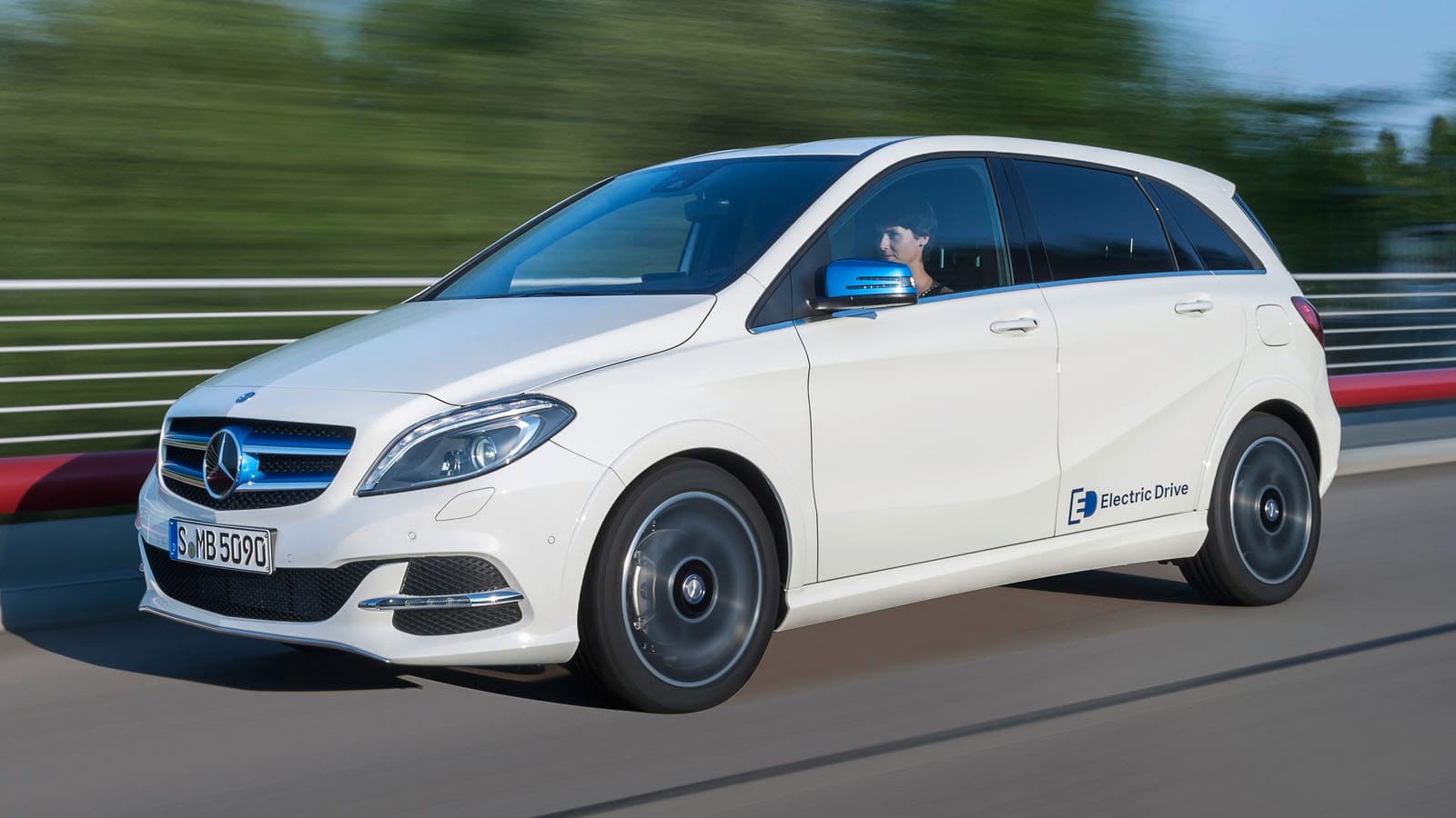 Forgotten electric cars: the Mercedes B-Class Electric Drive | Top Gear