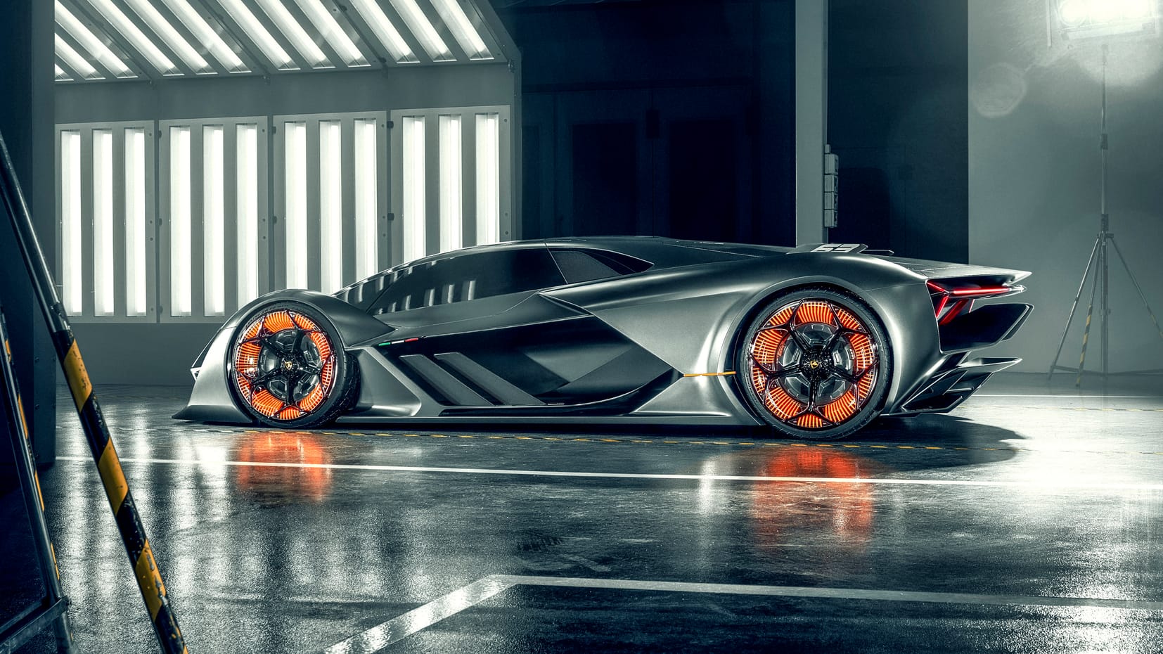 A closer look at the wild Lamborghini Terzo Millennio | Top Gear