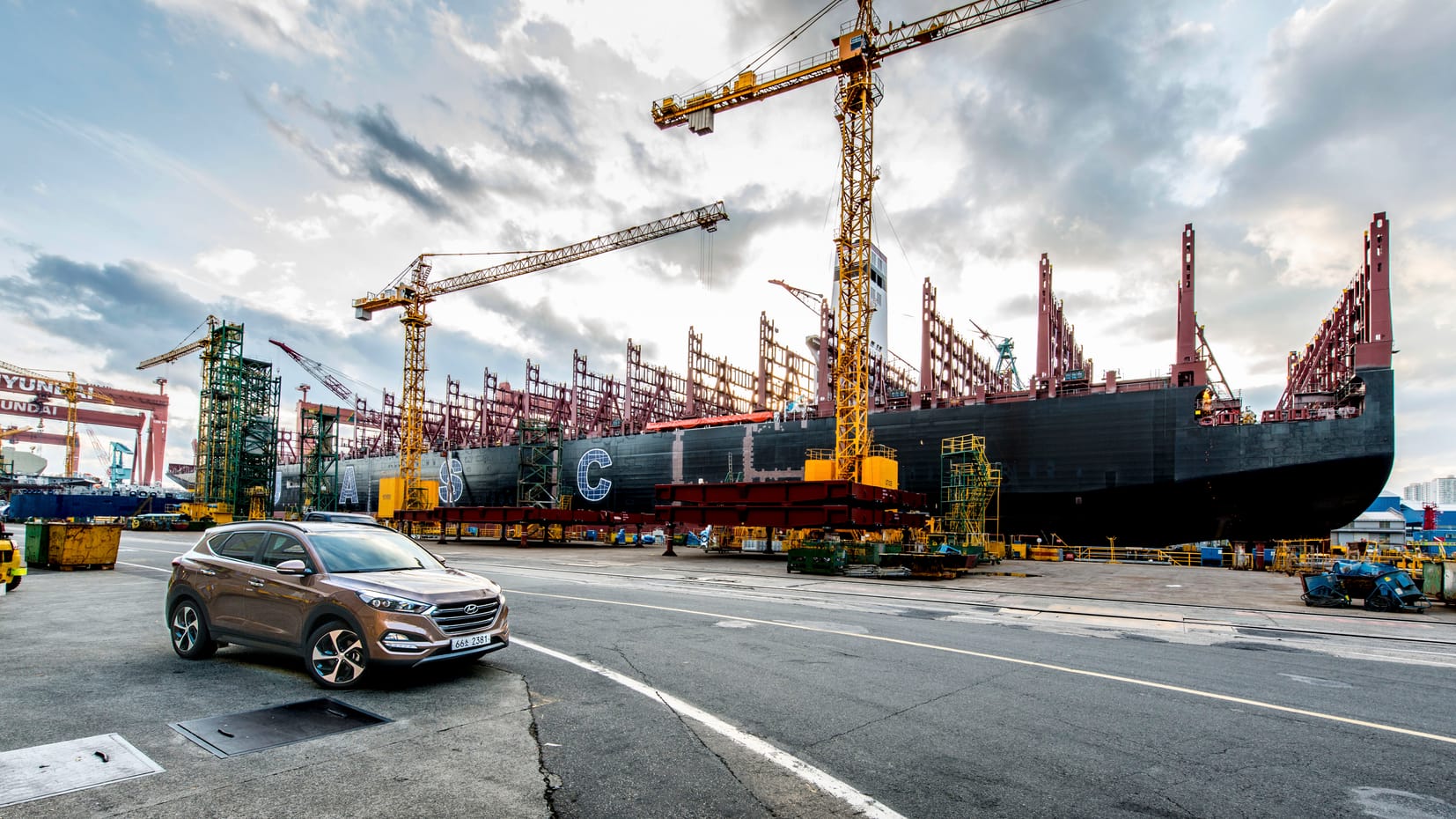 Made in Korea: around Hyundai city in a Tucson | Top Gear