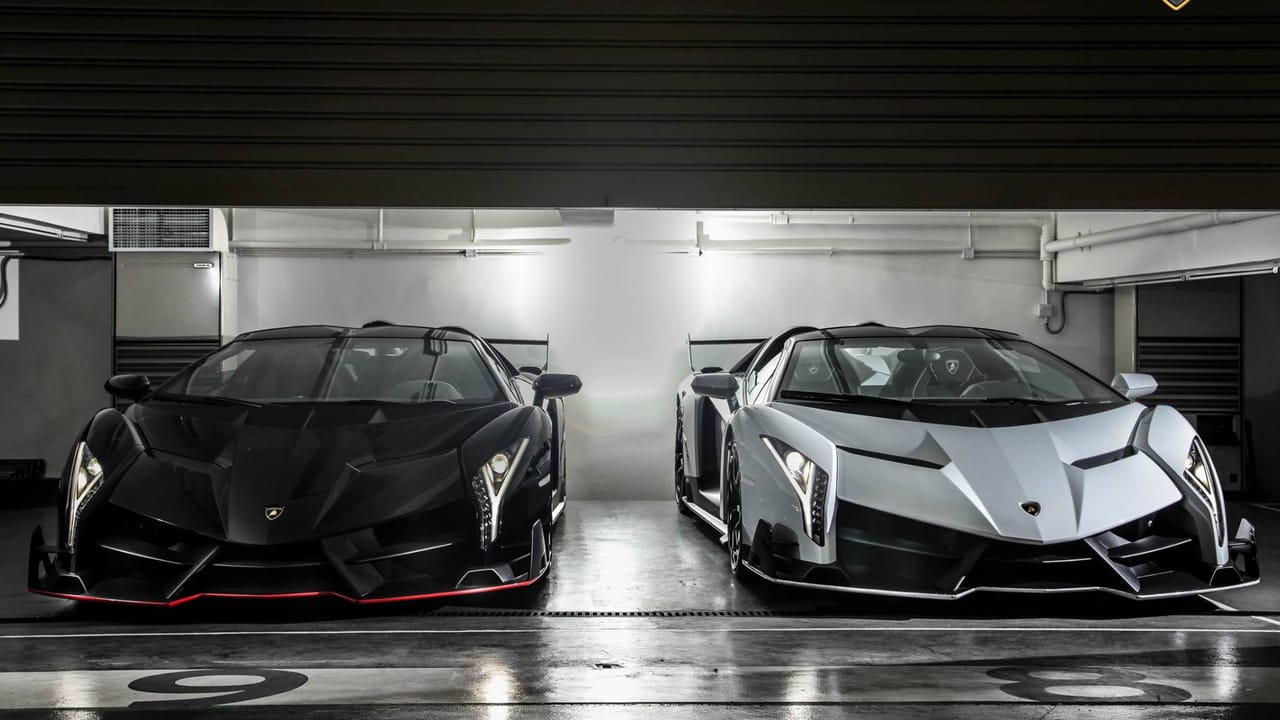 Here’s proof that two Lambo Veneno roadsters are better than one | Top Gear