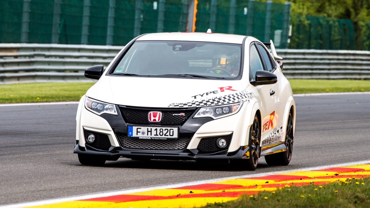 Watch: 306bhp Honda Civic Type R claims five lap records | Top Gear