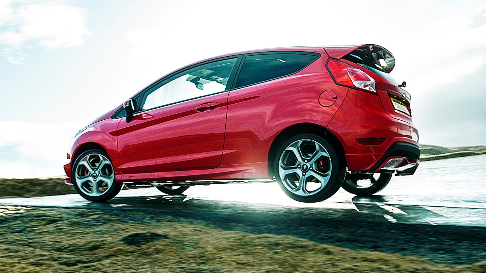 Pocket rockets: the best small hot hatches on sale | Top Gear