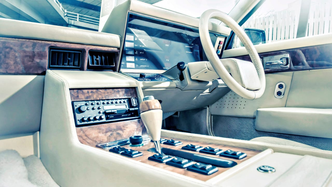 Top Gear's Top 9: the coolest instrument displays | Top Gear