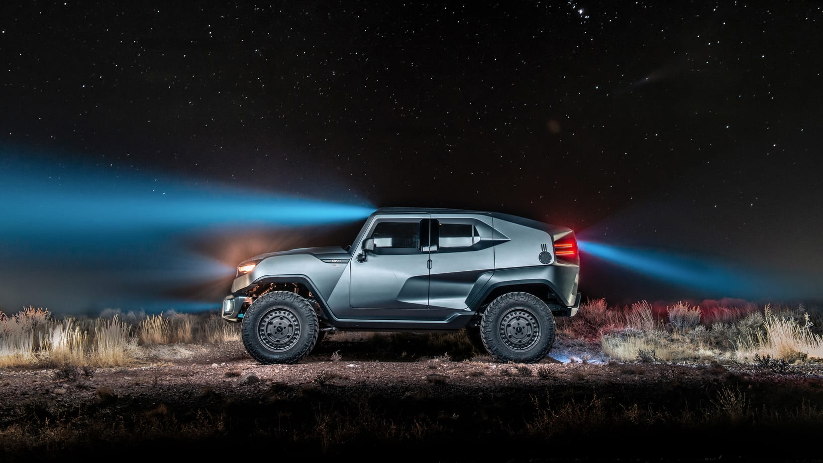 Here are the best cars with lightbars | Top Gear