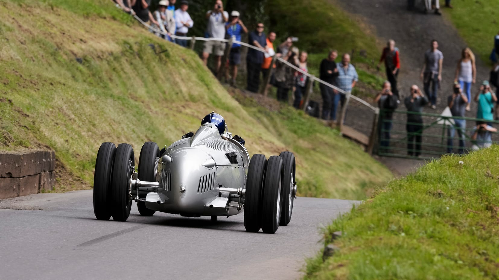 Audi's incredibly rare, gorgeous Type C racer is back!* | Top Gear