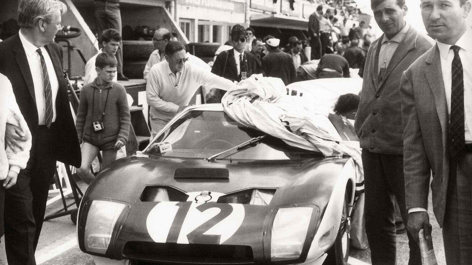 Here's the real story behind the Le Mans-winning Ford GT40 | Top Gear