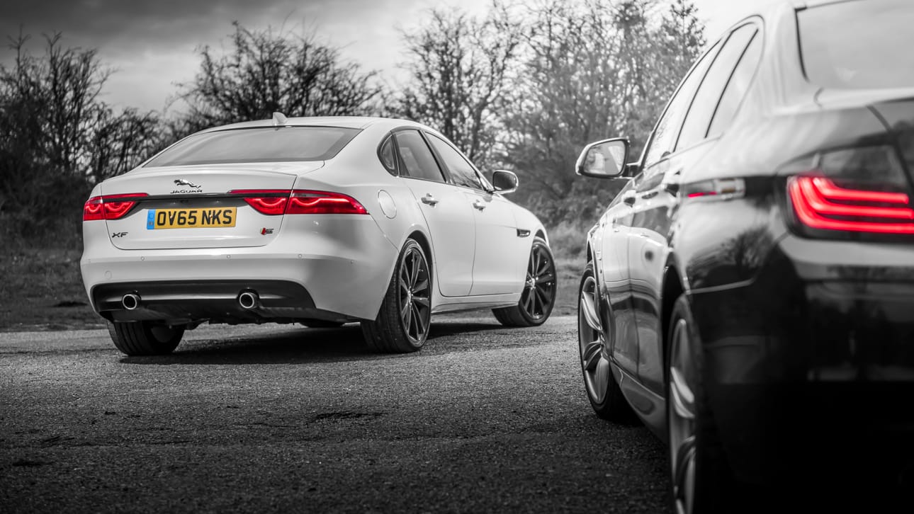 Showdown: Jaguar XF vs BMW 5-Series | Top Gear