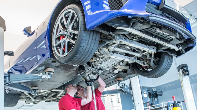 Here’s how you service a Lexus LFA supercar | Top Gear