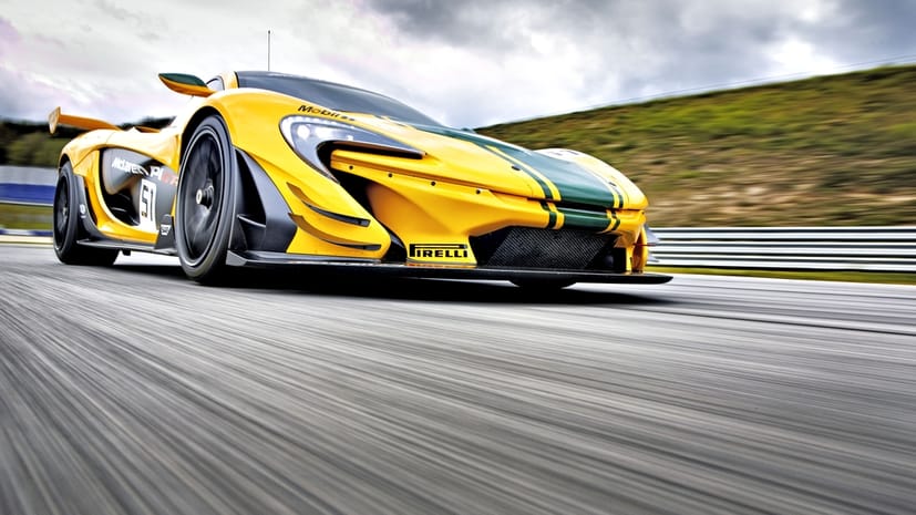Speed Week: 986bhp McLaren P1 GTR thrashed on track | Top Gear