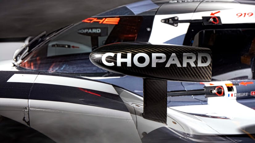 Showdown: Porsche's WEC racer vs Merc's W06 F1 car | Top Gear