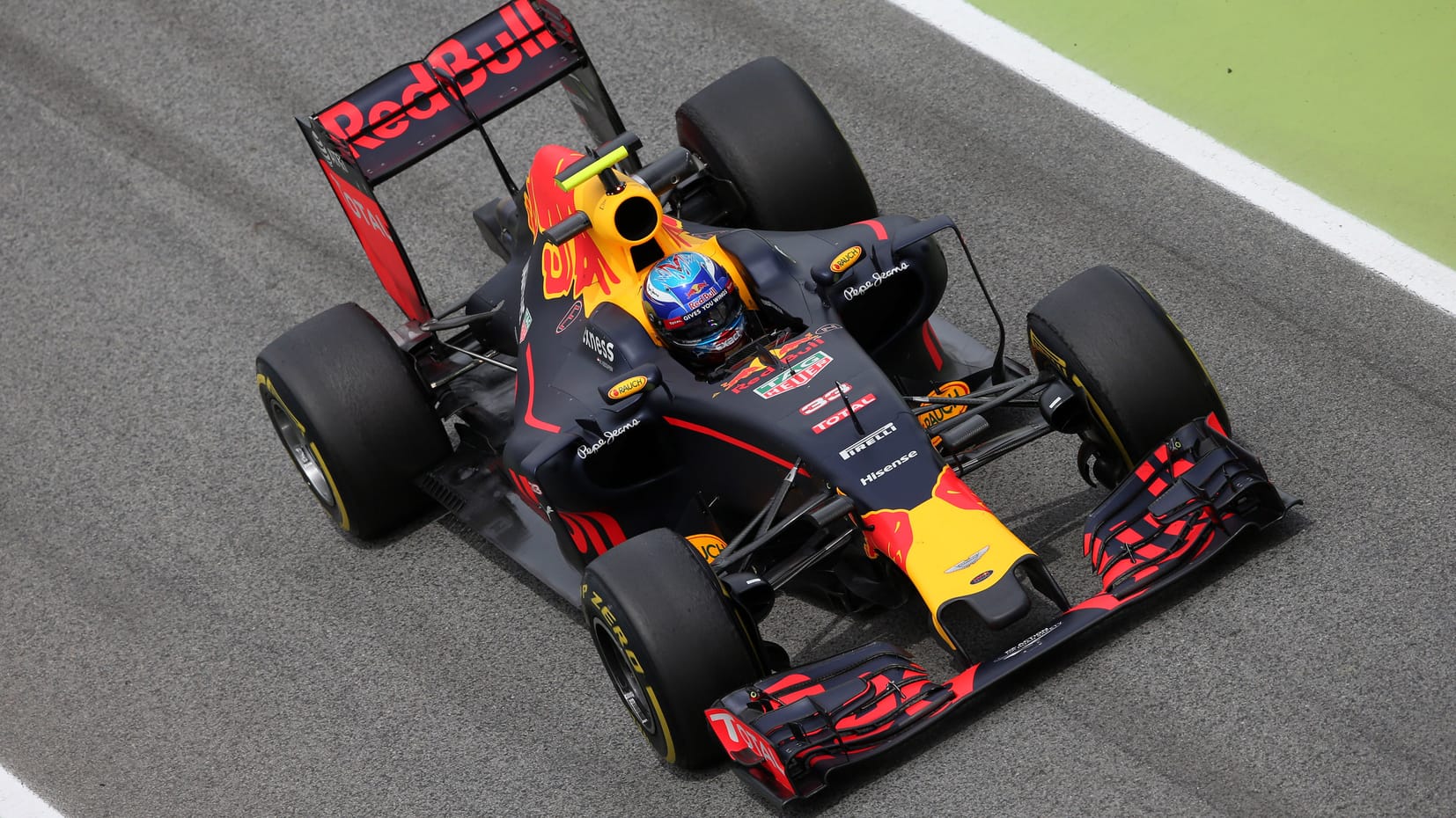 Ten incredible Max Verstappen stats | Top Gear