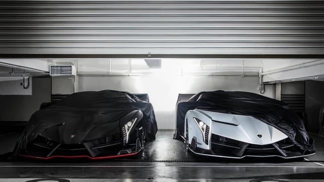 Here’s proof that two Lambo Veneno roadsters are better than one | Top Gear