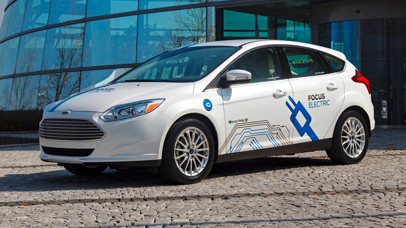 Forgotten electric cars: the Ford Focus Electric | Top Gear