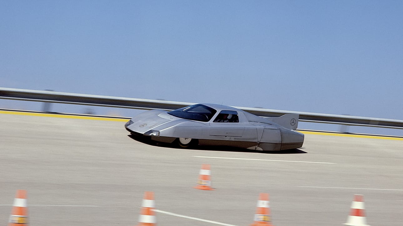 Remember when the Mercedes C111 concept did 250mph? | Top Gear