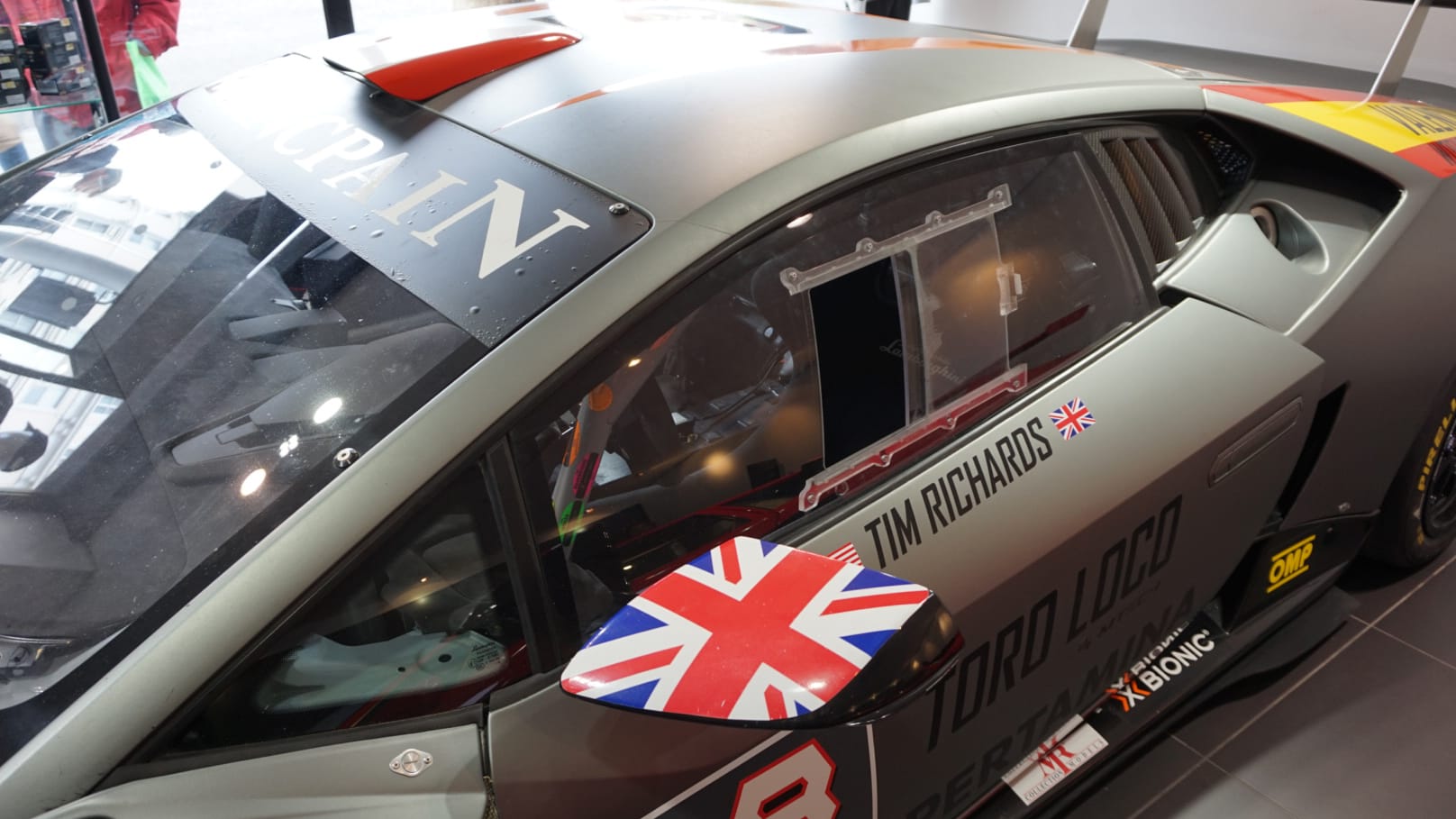 Want to be a Lamborghini racing driver? You can now | Top Gear